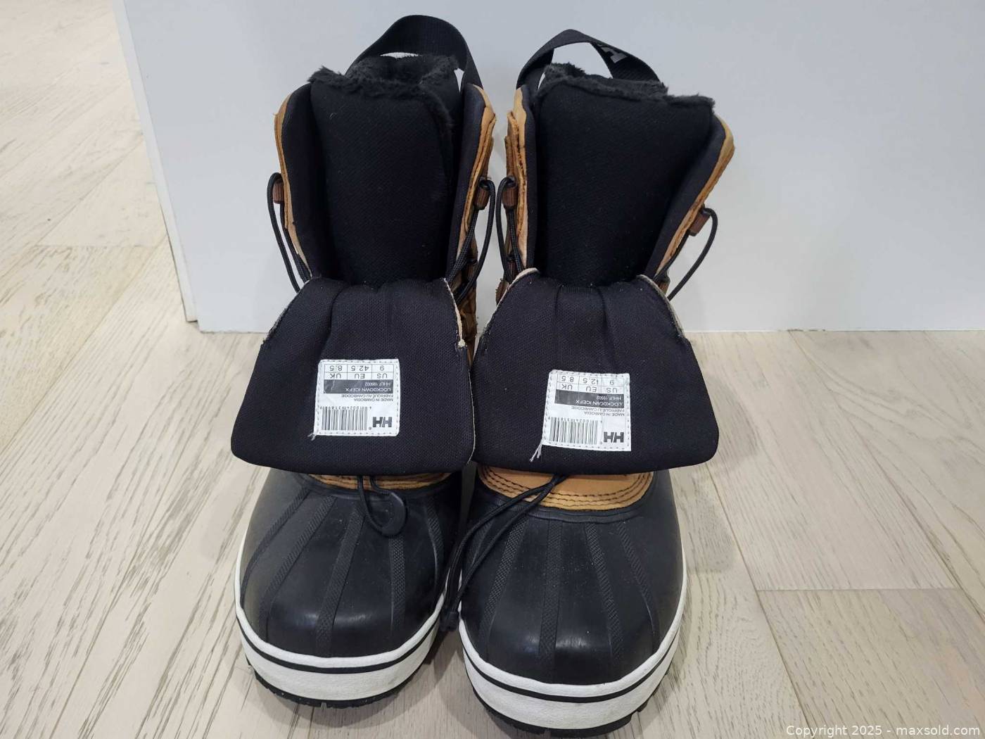 Helly Hansen IceFX Men's Snow Boots Size 9 | Maxsold