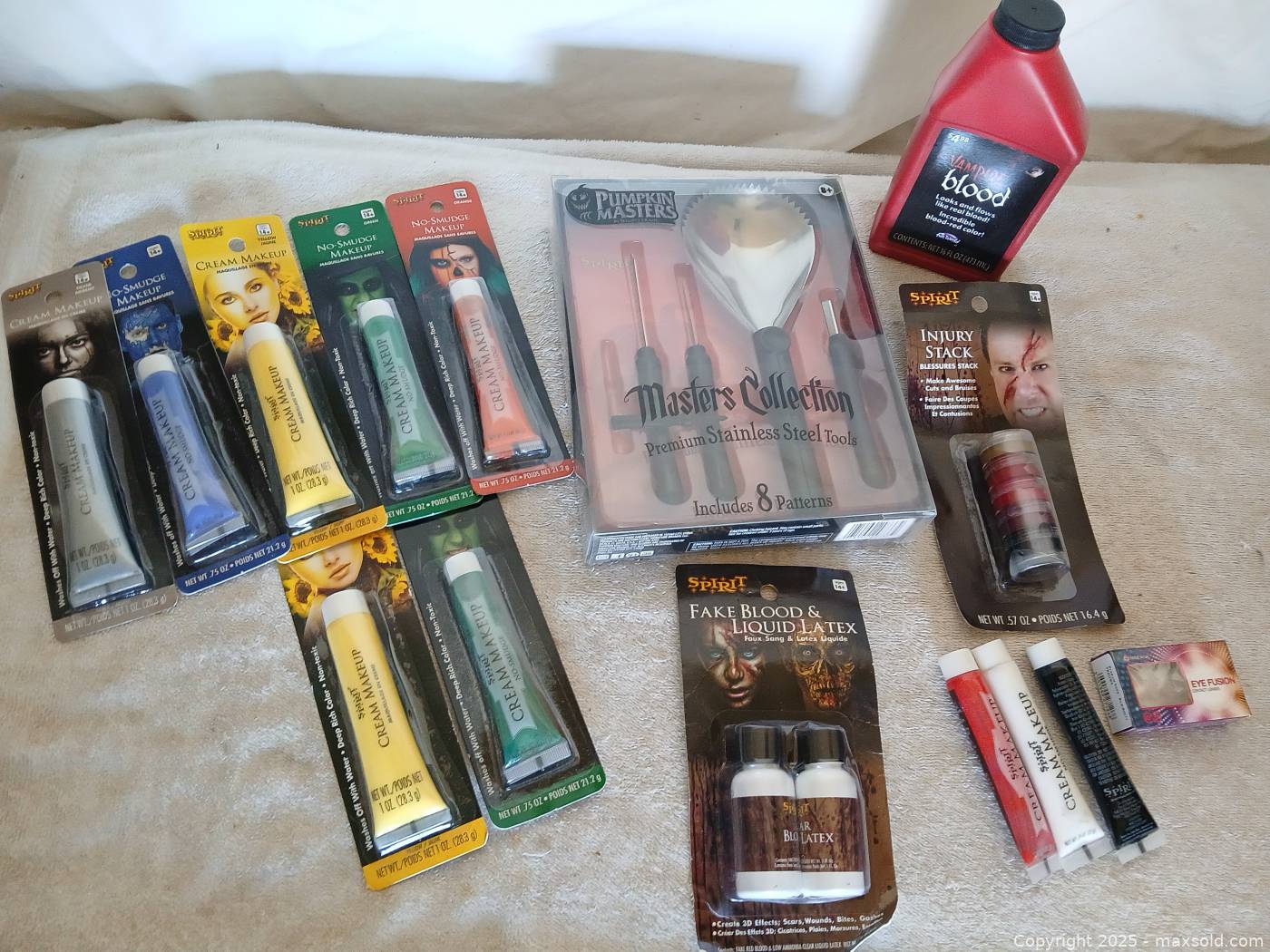 Halloween special-effects makeup assortment | Maxsold