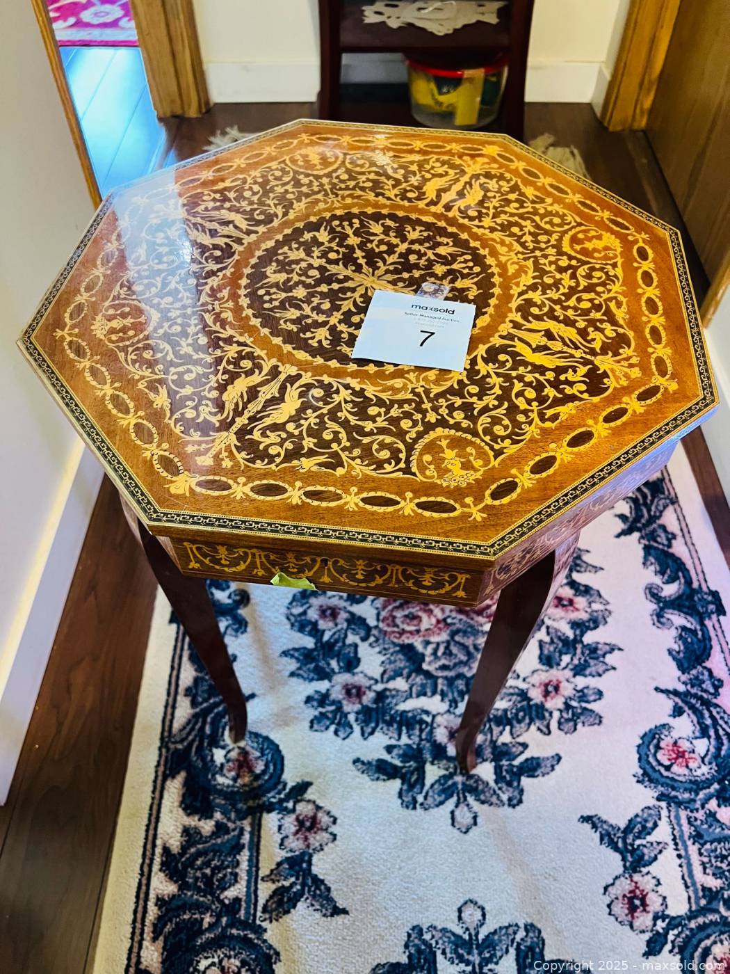 Vintage Italian Rouge music box table with small music jewellery box ...