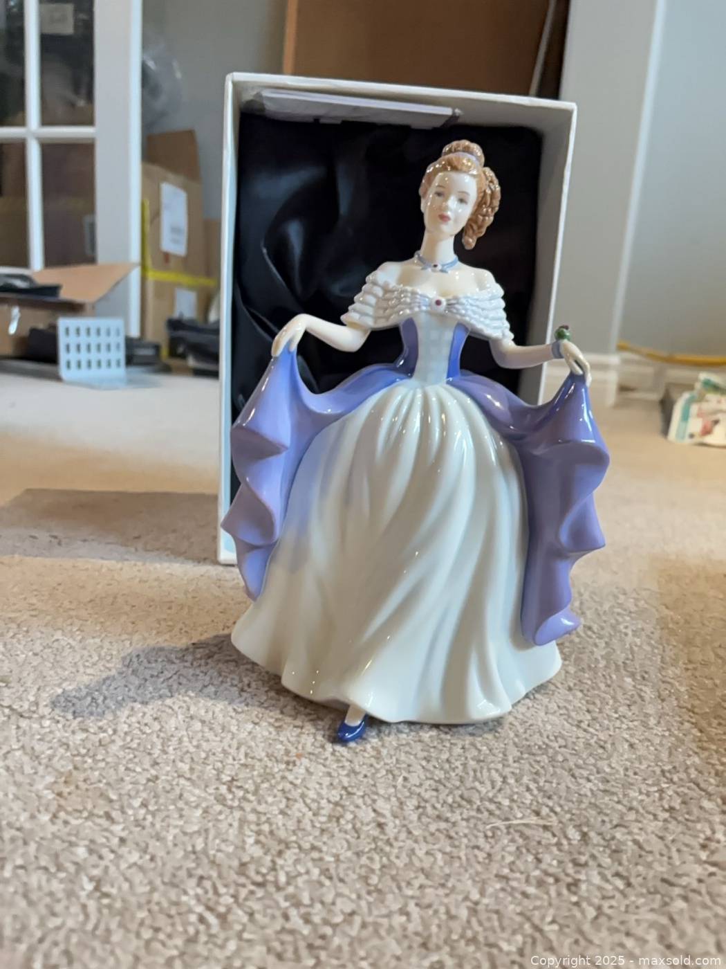 Royal Doulton Scottish Pride Figurine | Maxsold