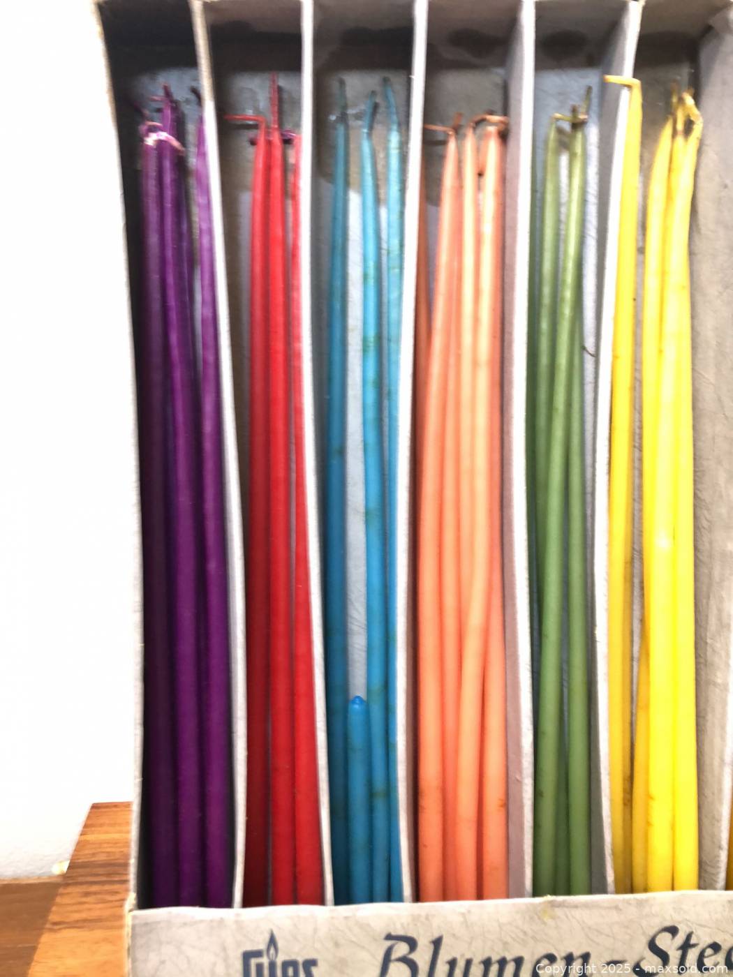 Gies taper candles two assorted sets | Maxsold
