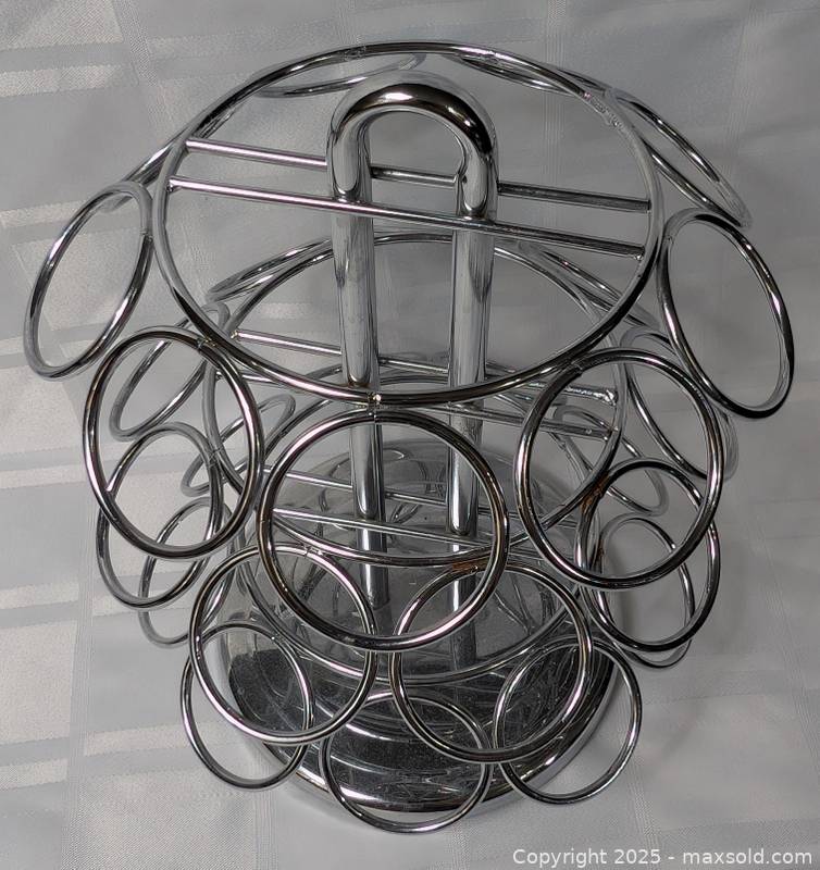 Keurig metal coffee pod carousel rack | Maxsold