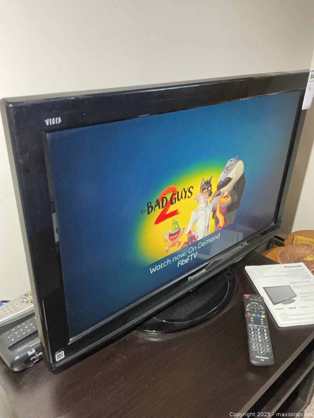 32" Panasonic Viera flat screen TV with remote | Maxsold