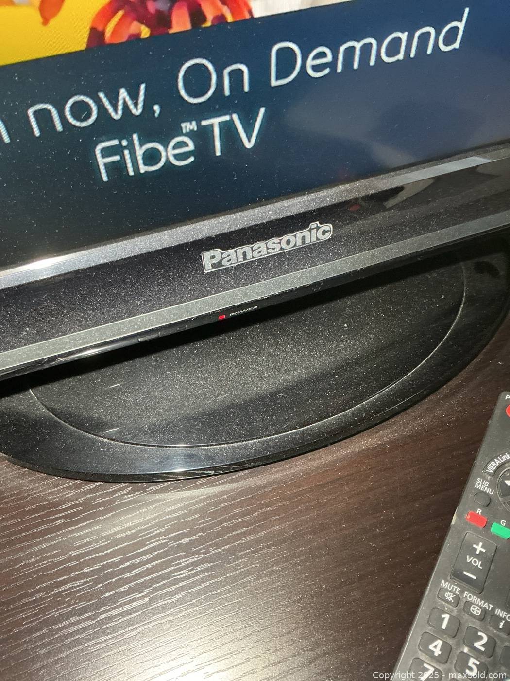 32" Panasonic Viera flat screen TV with remote | Maxsold