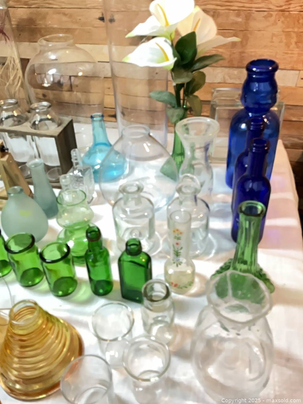 Assorted glass vases, bottles, tumblers, test tubes | Maxsold