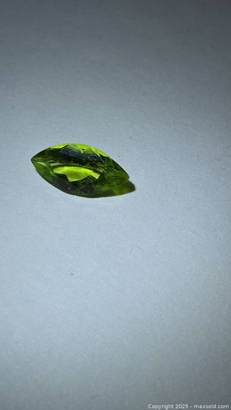 2.83ct Marquise Natural Peridot Gemstone | Maxsold