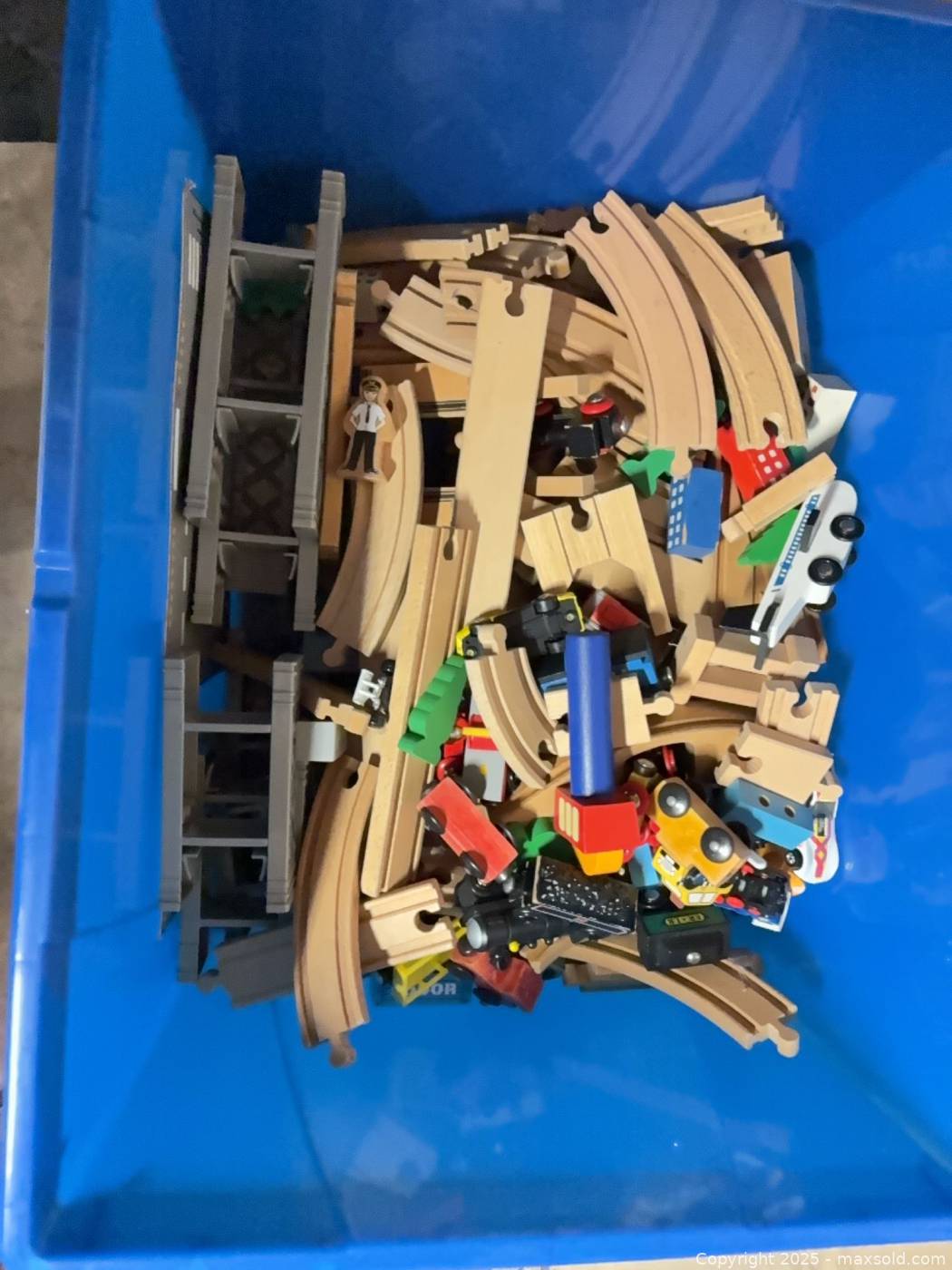 Vintage Thomas Wooden Railway & Brio lot | Maxsold