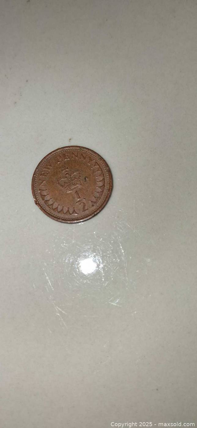Queen Elizabeth II Copper 1 Cent Coin | Maxsold
