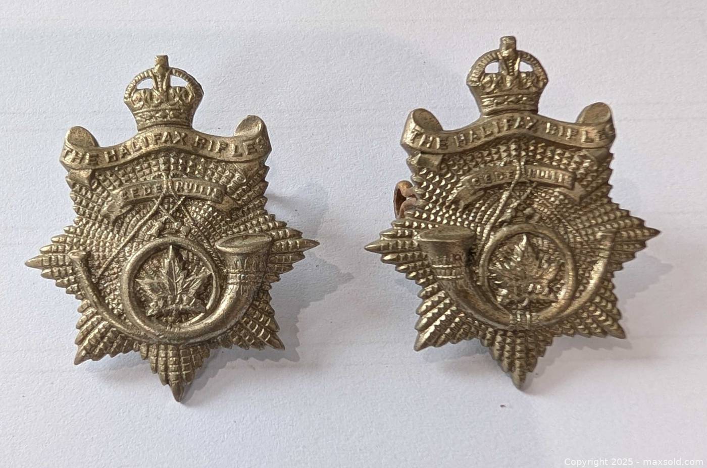 Original WW2 Canadian Halifax Rifles Cap Badges | Maxsold