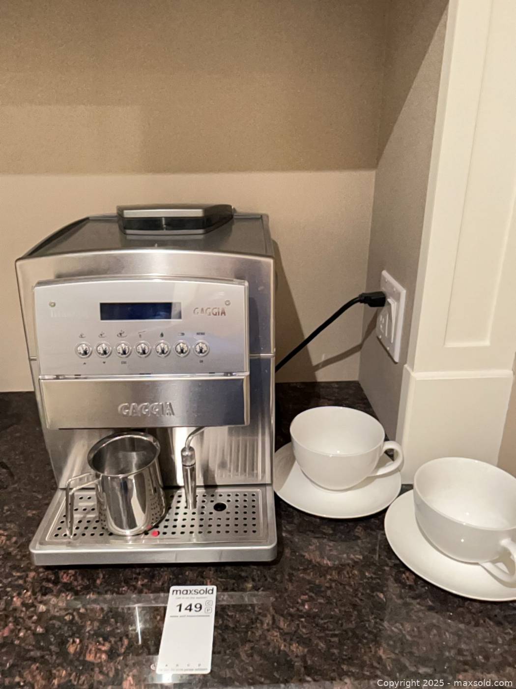 Gaggia espresso machine with latte cups | Maxsold