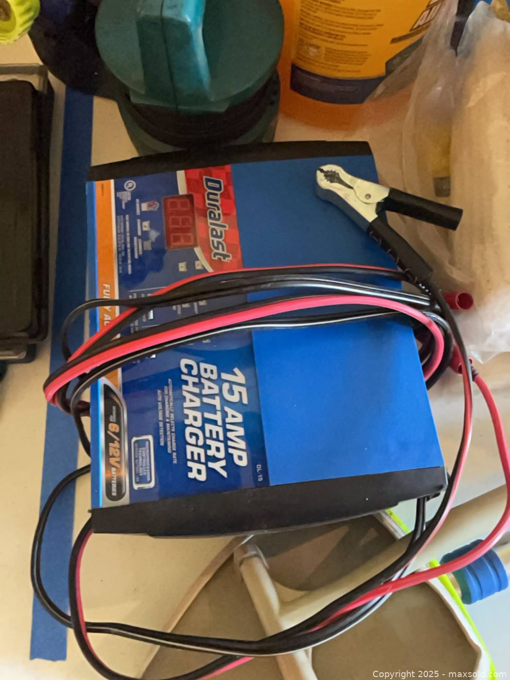 Duralast 15-Amp battery charger, buffer, car care items | Maxsold