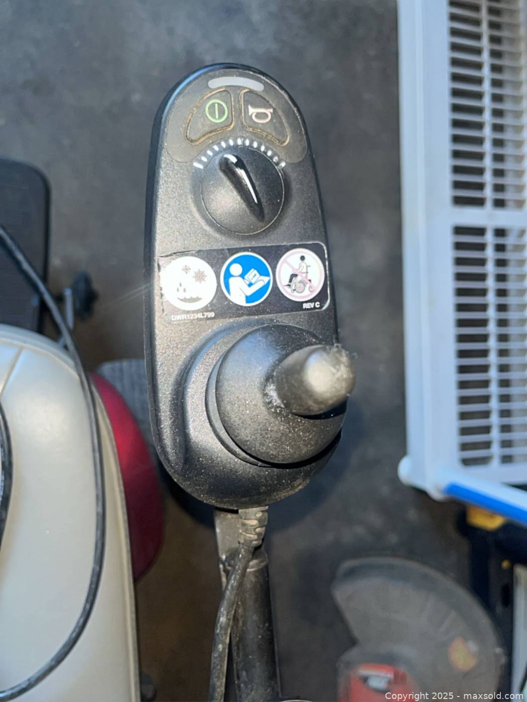 The Scooter Store motorized scooter | Maxsold