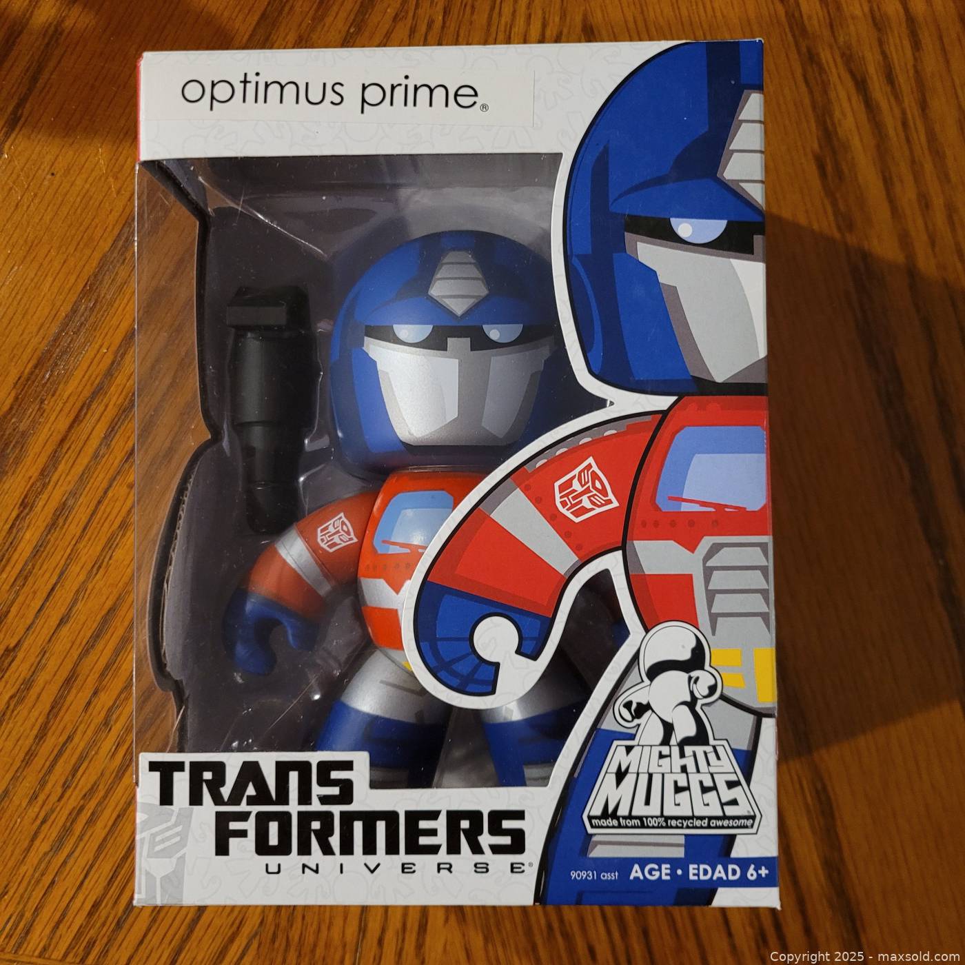 Mighty Muggs Transformers Universe Optimus Prime Figure | Maxsold