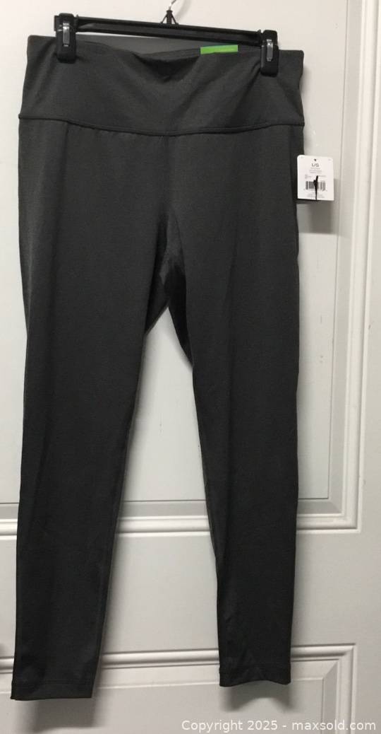 New Athletic Works Dri-More Tech Leggings L | Maxsold