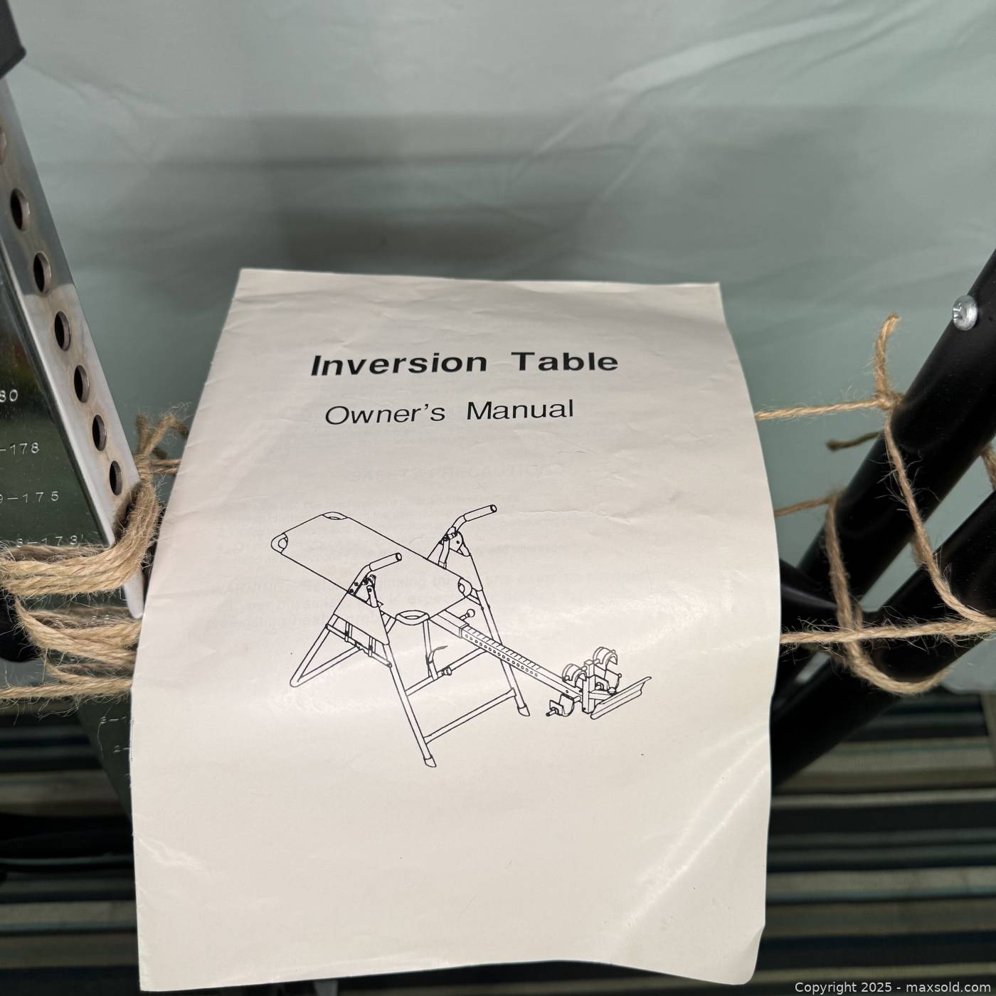 Inversion therapy table with manual | Maxsold