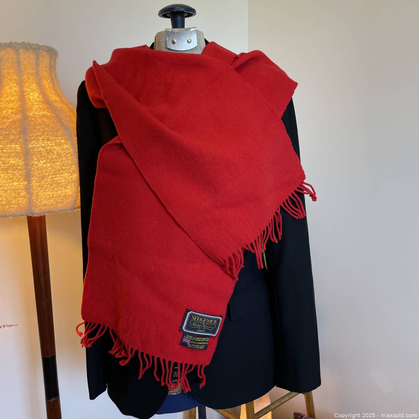 Sedgwick red lambswool scarf | Maxsold