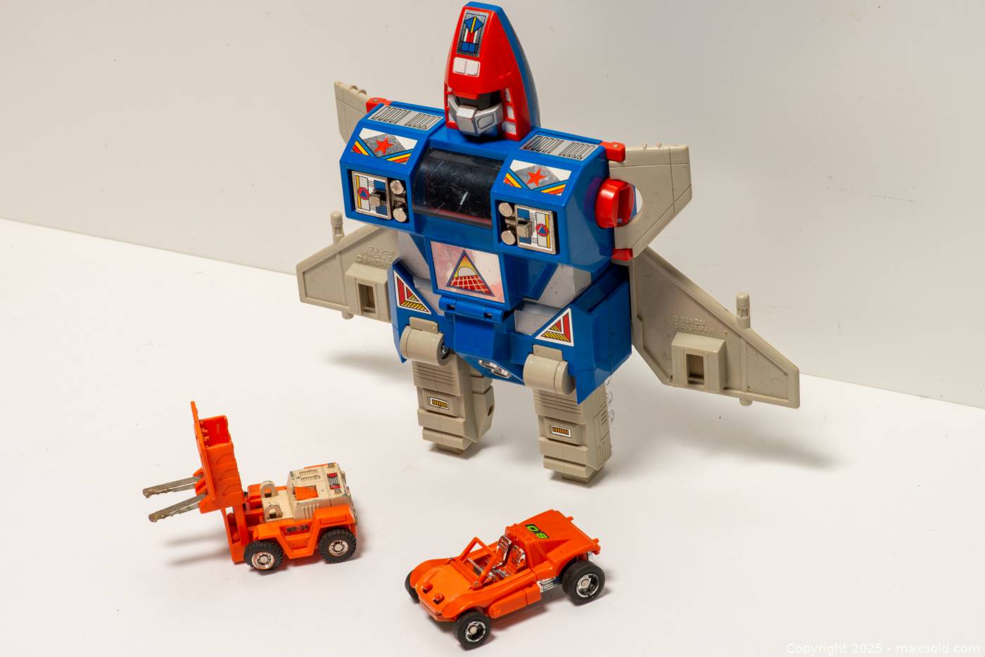 Bandai GoBots Transformers figures 1984-85 3pcs | Maxsold