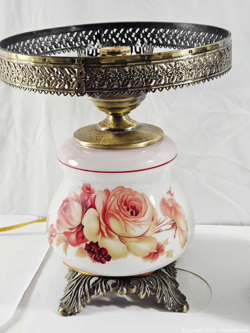 Two vintage electric hurricane lamp bases | Maxsold