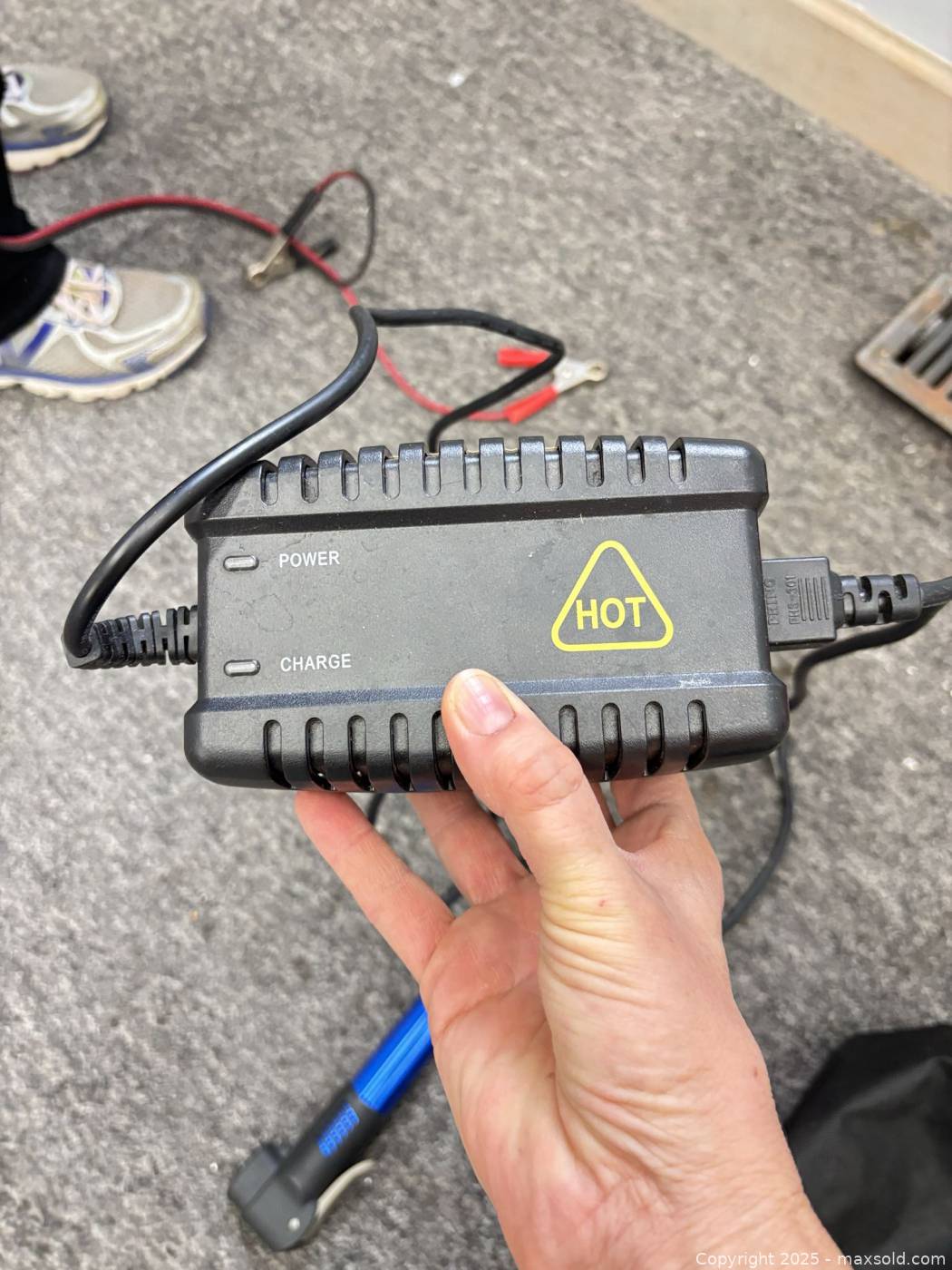 MotoMaster 12V and 24V battery chargers with manual double-barrel foot ...