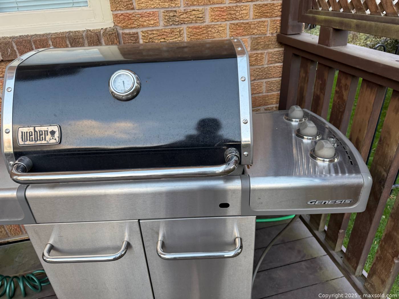 Weber Genesis 3-Burner Gas BBQ With Cover | Maxsold