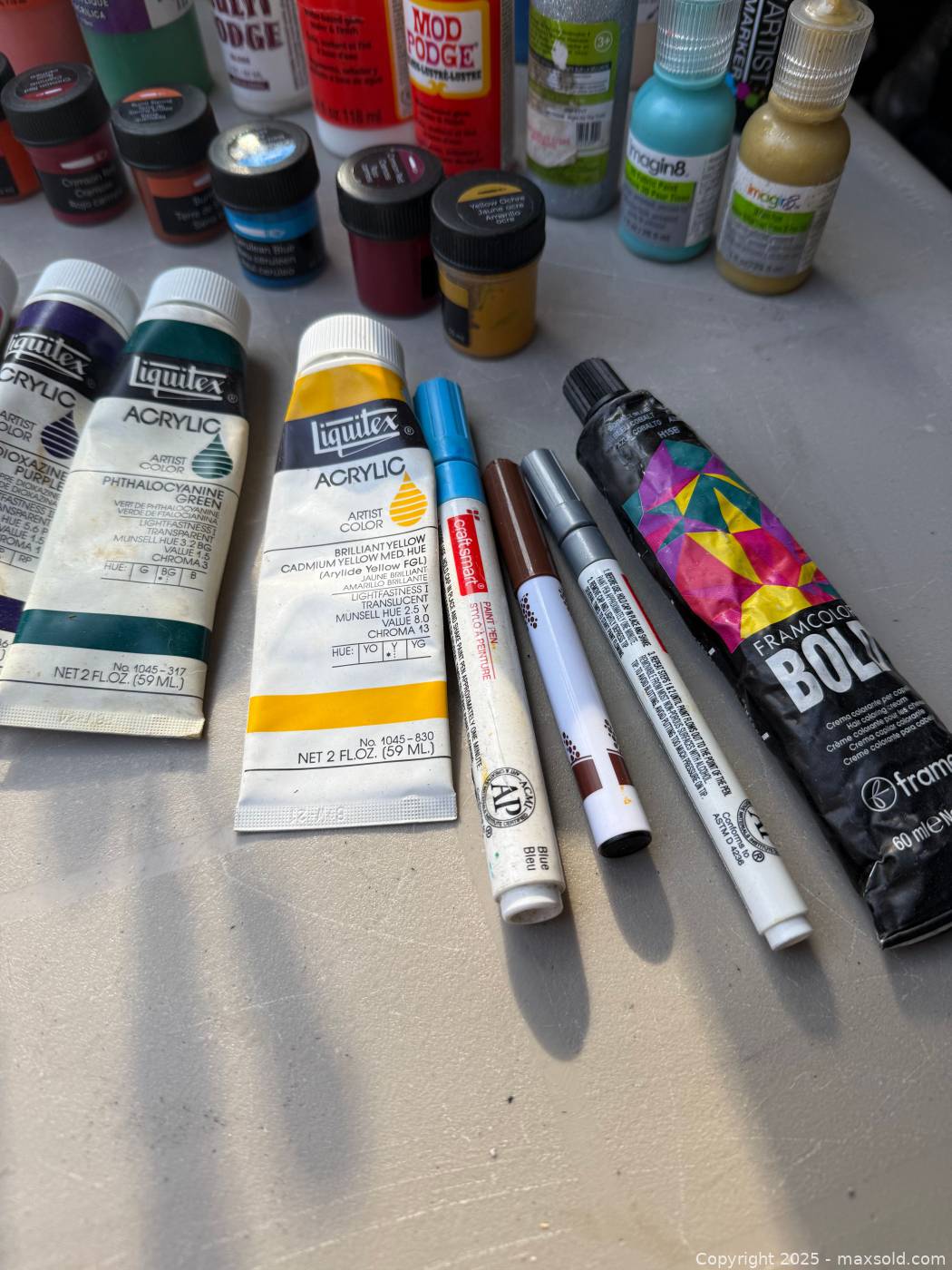 Large acrylic paint assortment and markers | Maxsold
