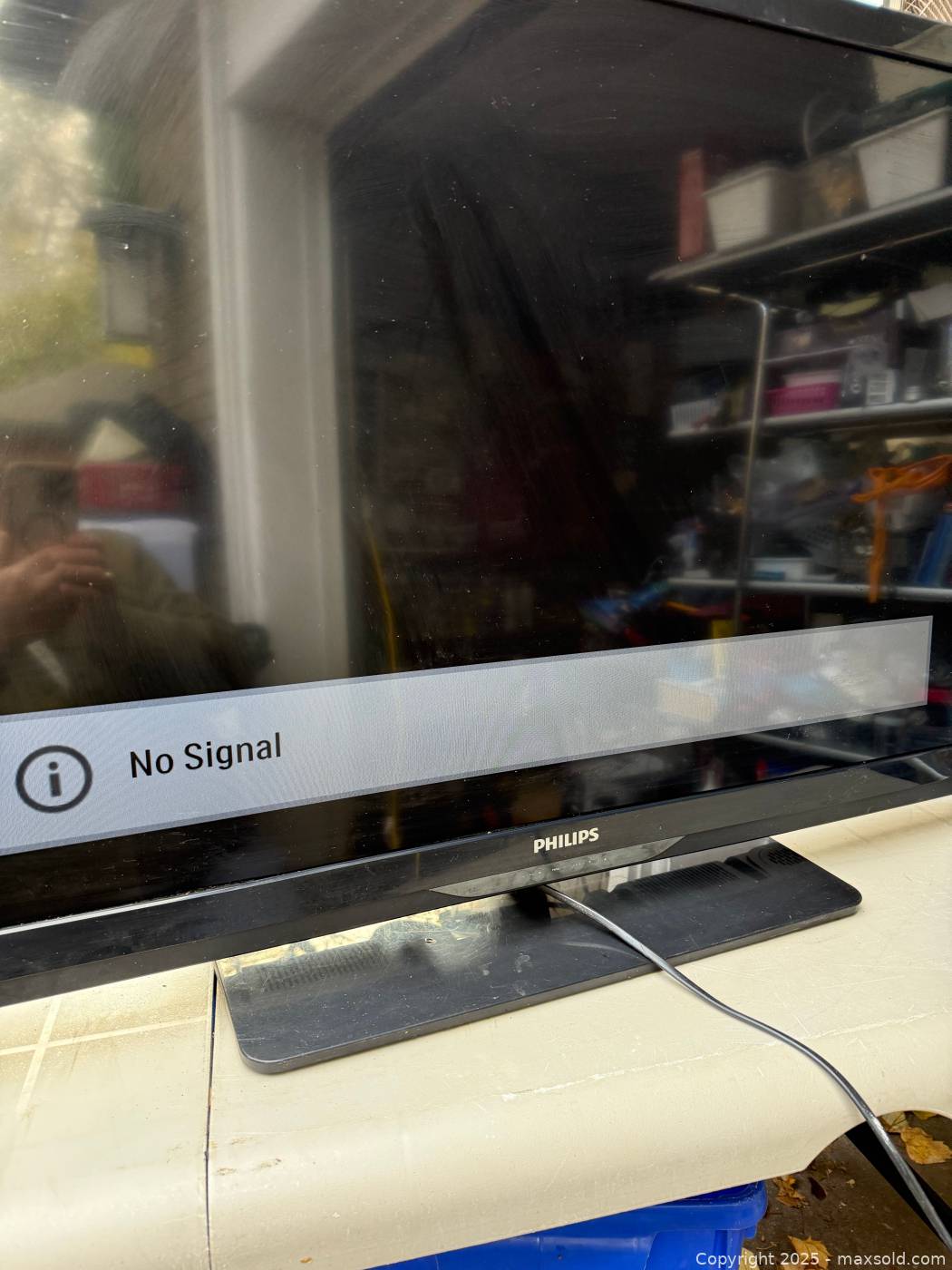 Philips 50" flat screen TV | Maxsold