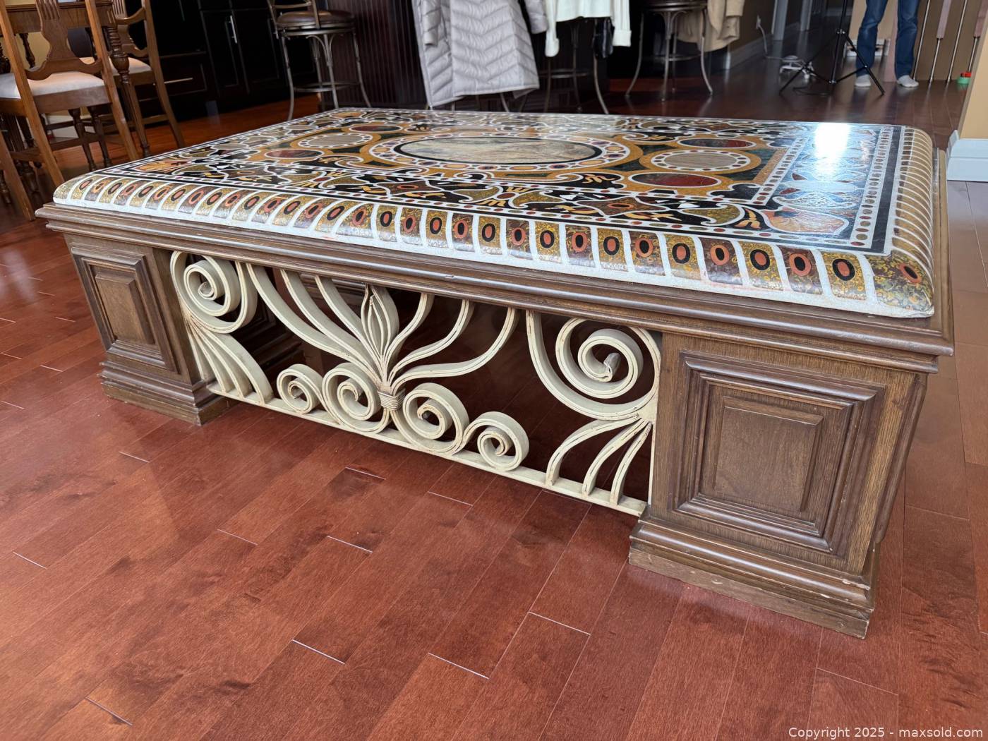 Pietra dura marble inlay coffee table | Maxsold
