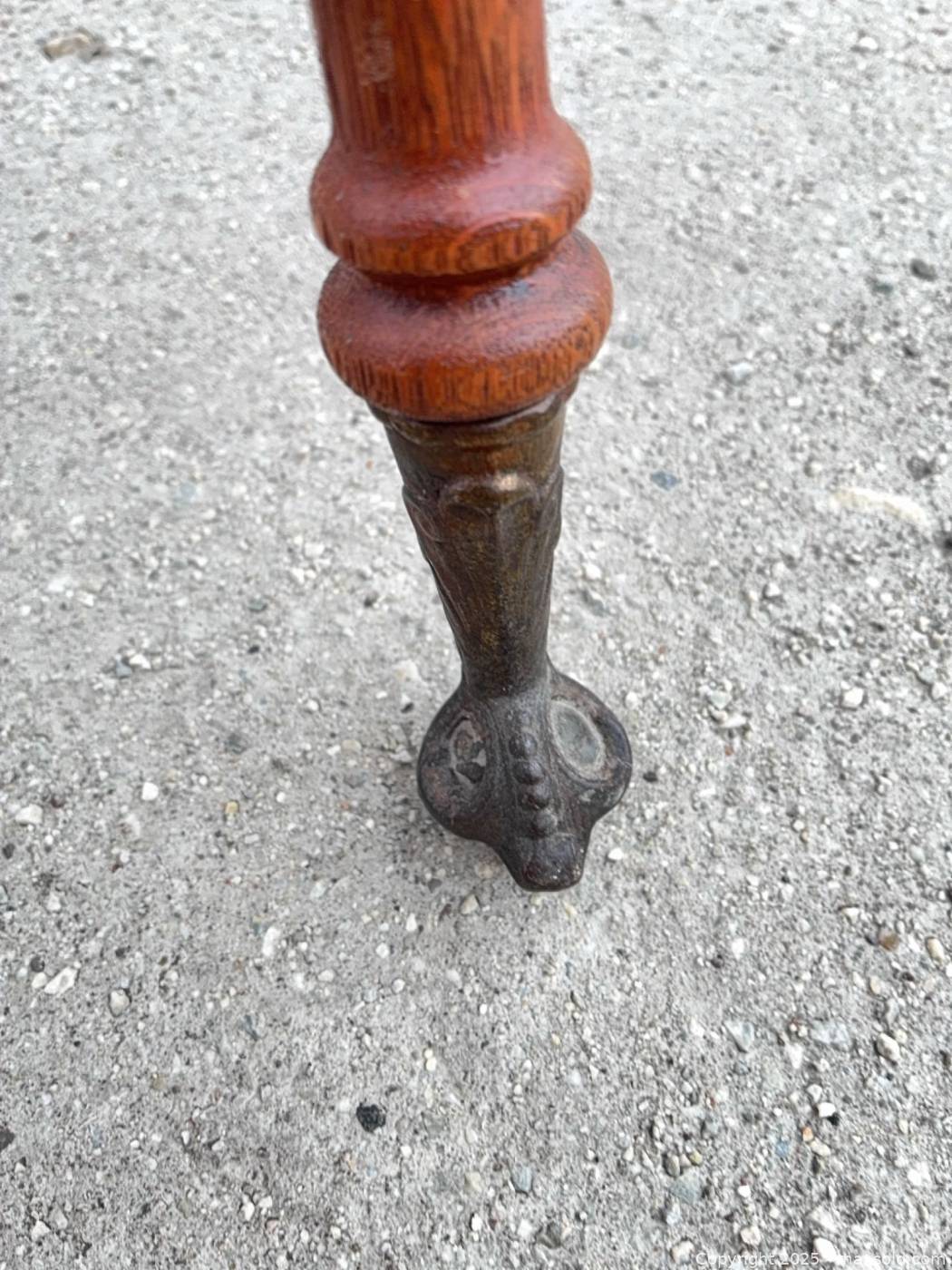 Victorian Tiger Oak Two-Tier Parlor Table | Maxsold