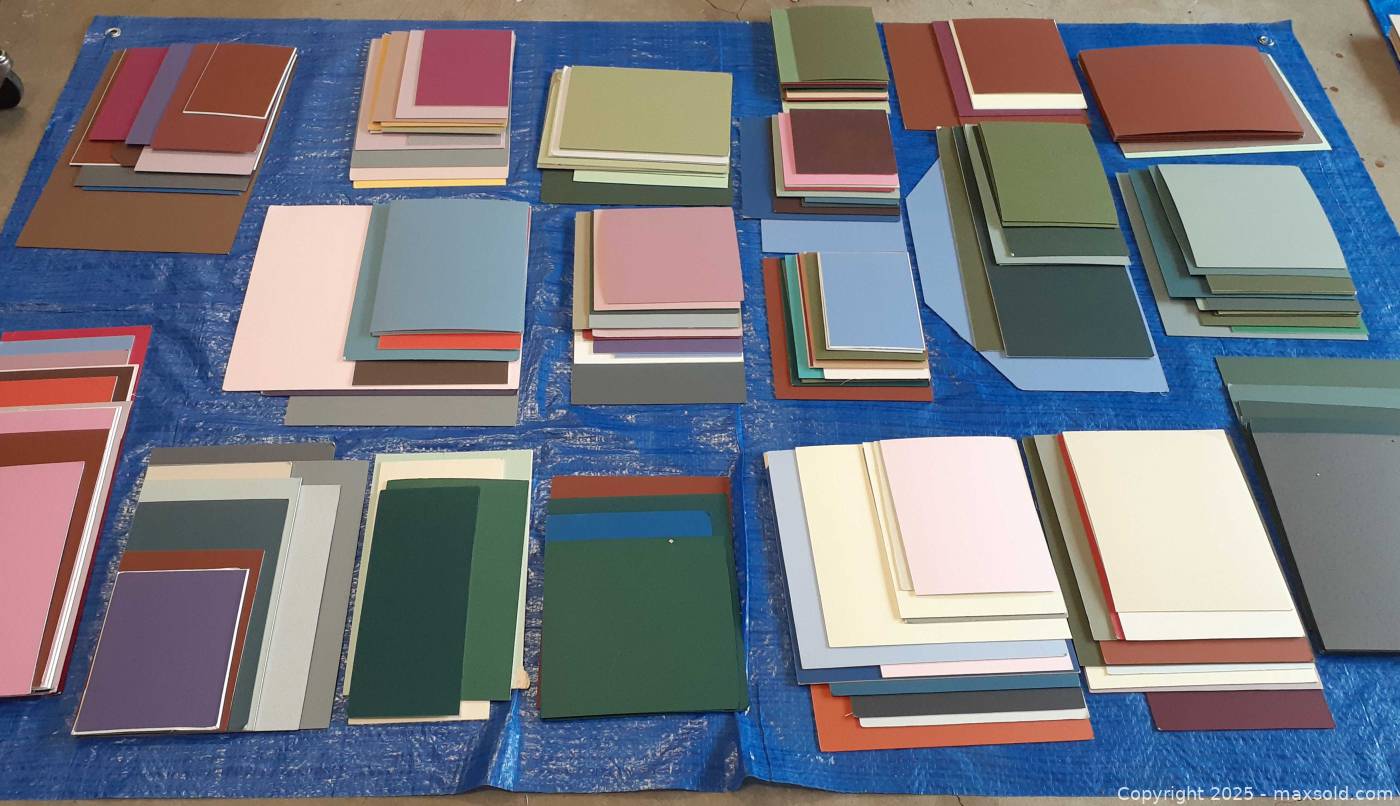 200+ pre-cut picture framing mats assorted sizes | Maxsold