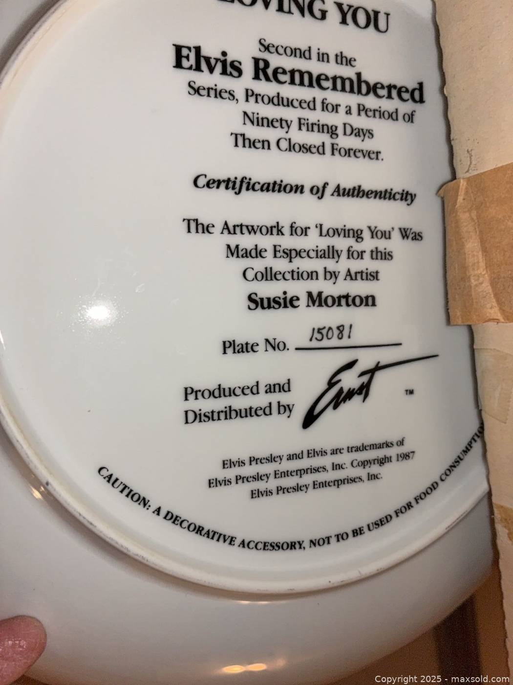 Elvis Presley collector plates, 9 pcs | Maxsold