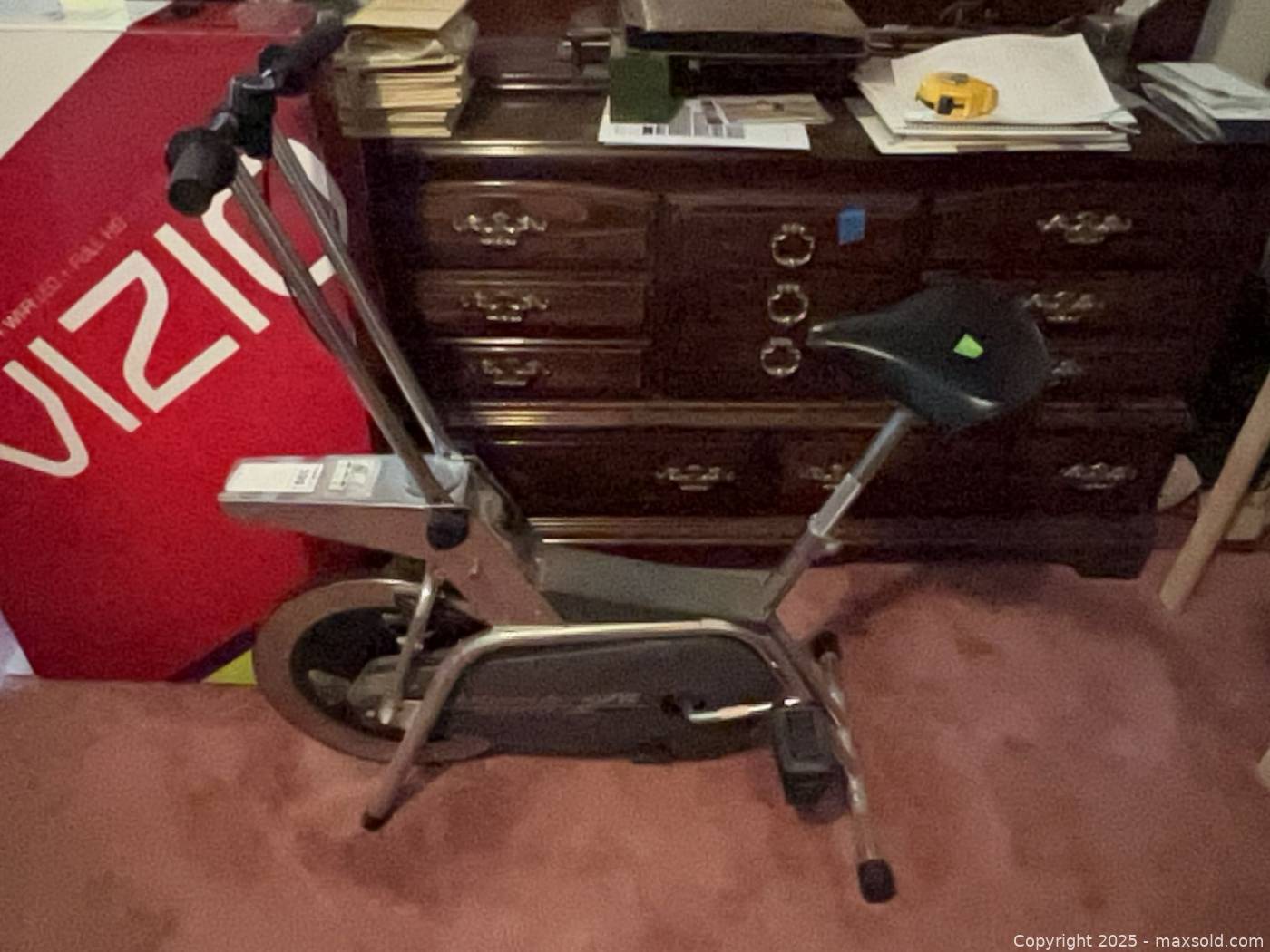 Lifestyler 475 Ergometer exercise bike | Maxsold