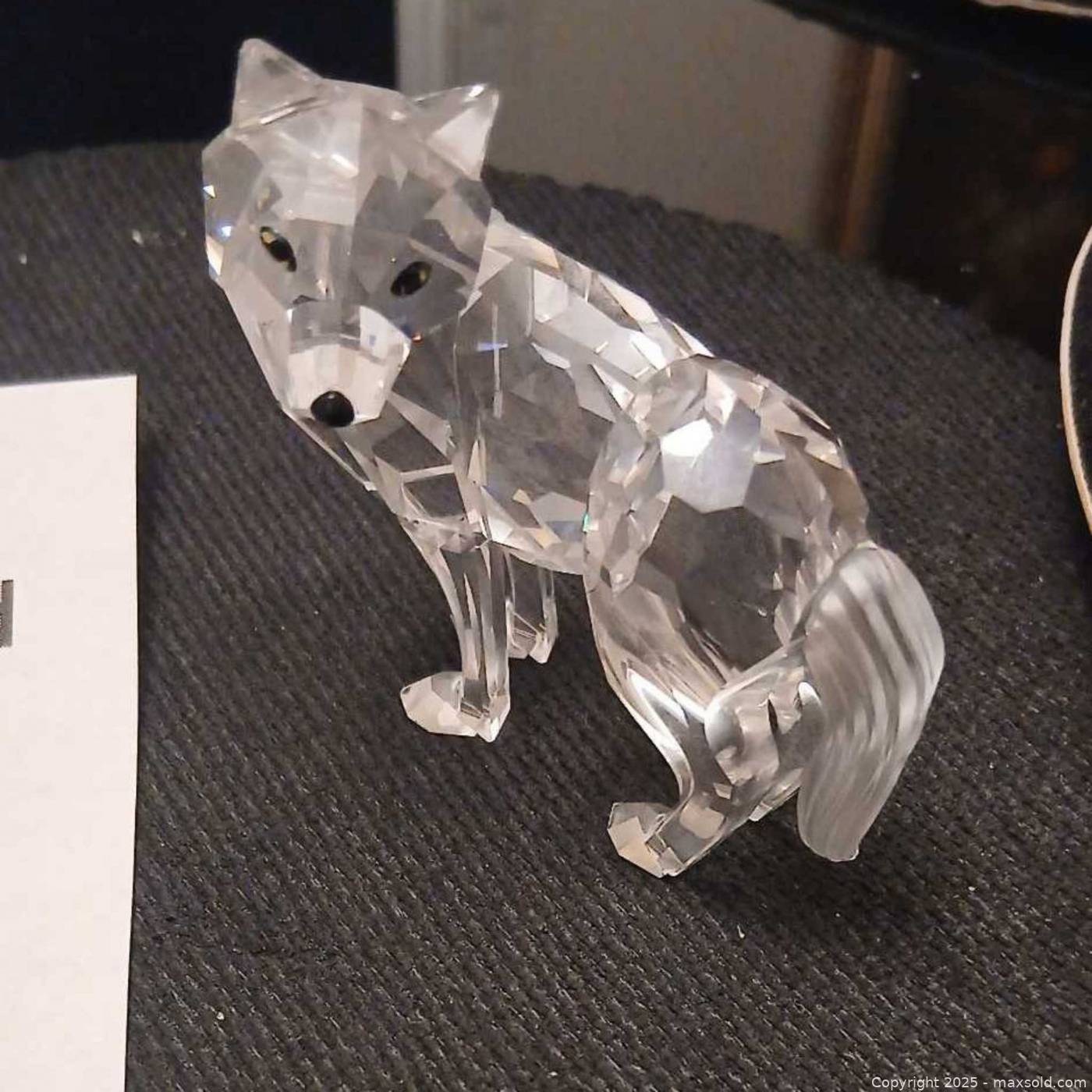 Swarovski faceted crystal wolf figurine | Maxsold