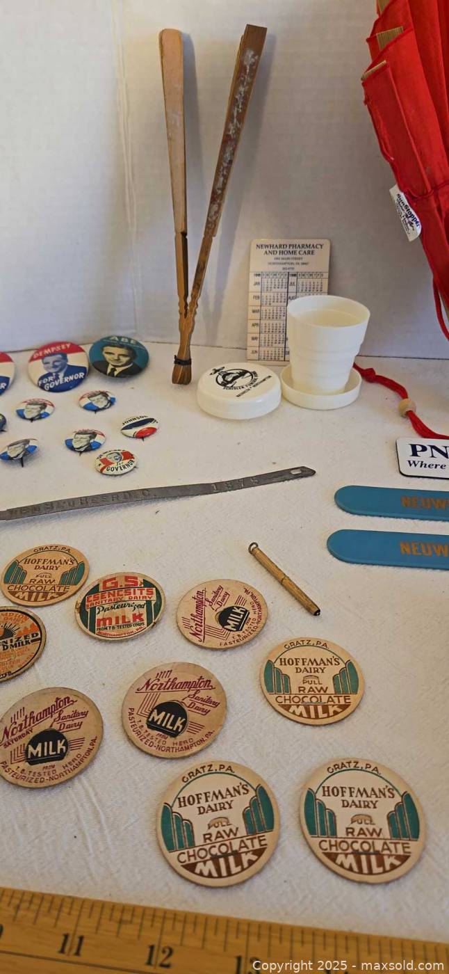 Vintage advertising ephemera lot with pinbacks, milk caps, Scripto ...
