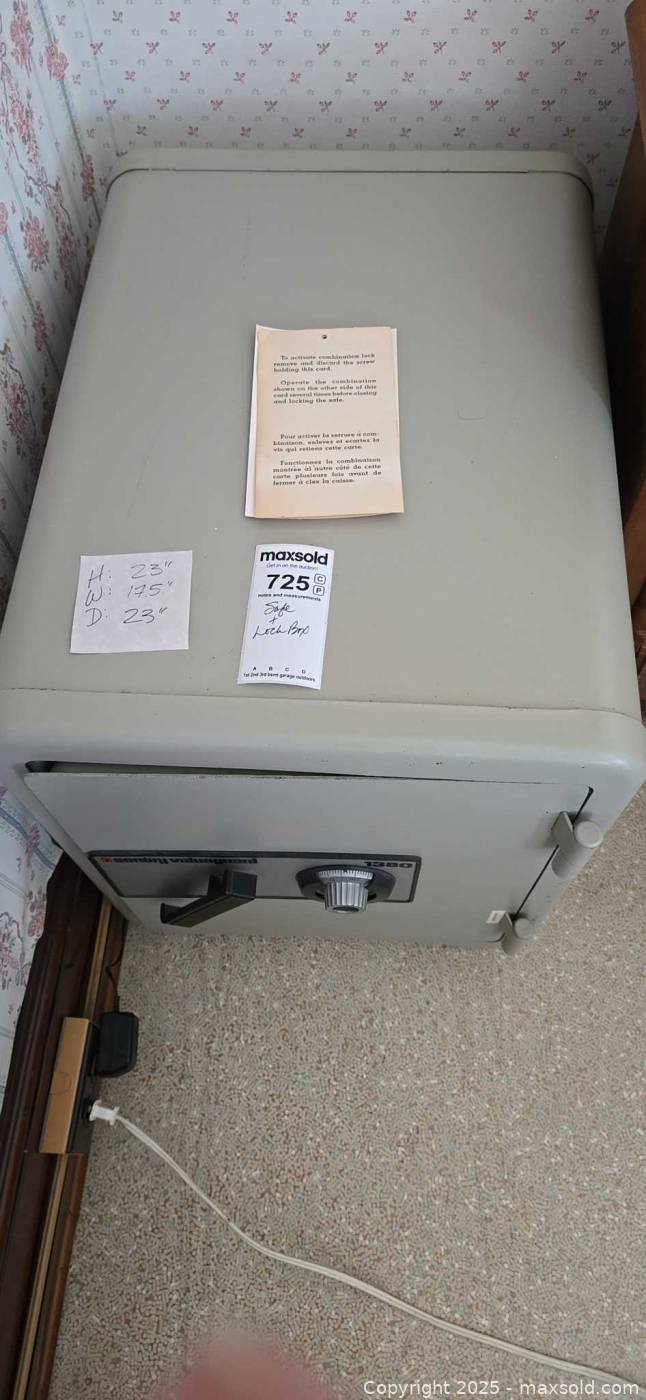 Sentry ValuGuard 1380 security safe with lockbox | Maxsold