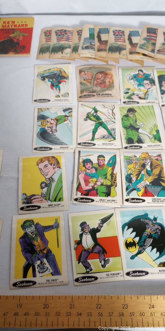 Vintage comic character trading cards lot | Maxsold