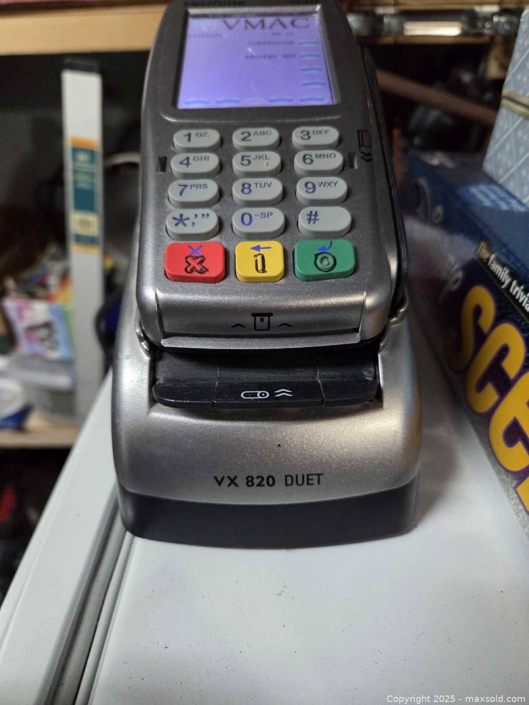 Verifone VX 820 Duet payment terminal | Maxsold