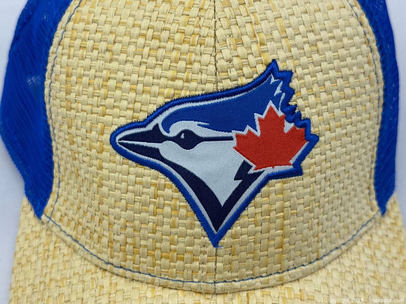 Toronto Blue Jays straw and mesh baseball cap | Maxsold