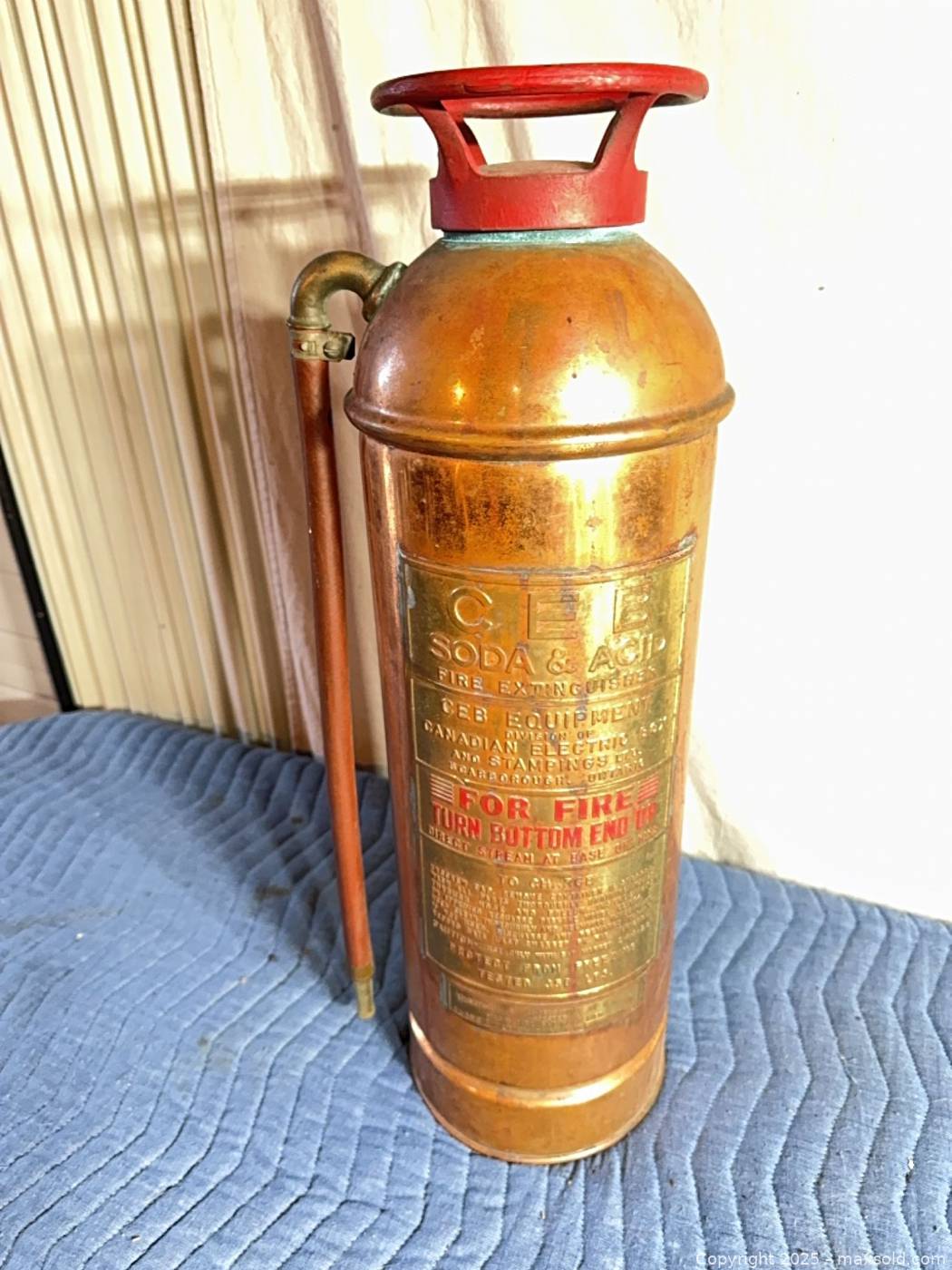 CEB copper soda & acid fire extinguisher | Maxsold
