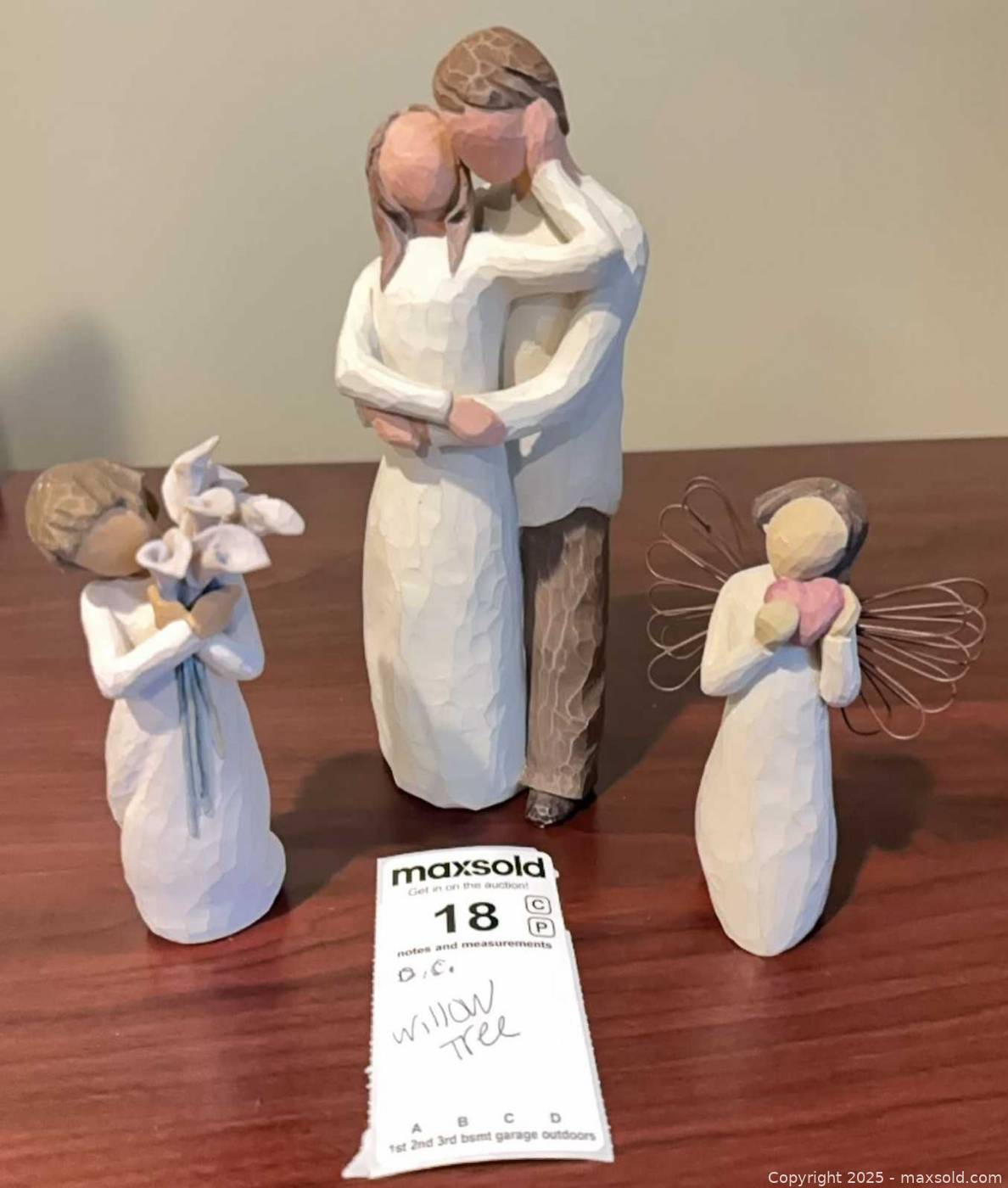Willow Tree Demdaco resin figurine trio | Maxsold