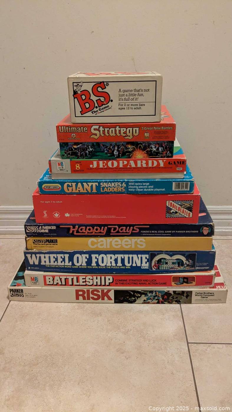 Vintage Board Game Collection | Maxsold
