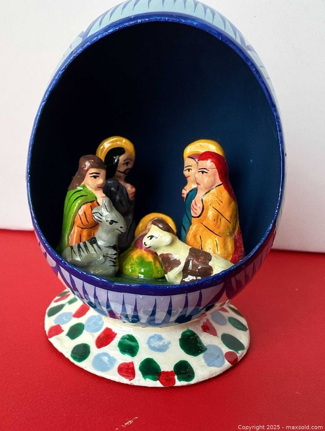 Handcrafted painted eggshell nativity scene | Maxsold