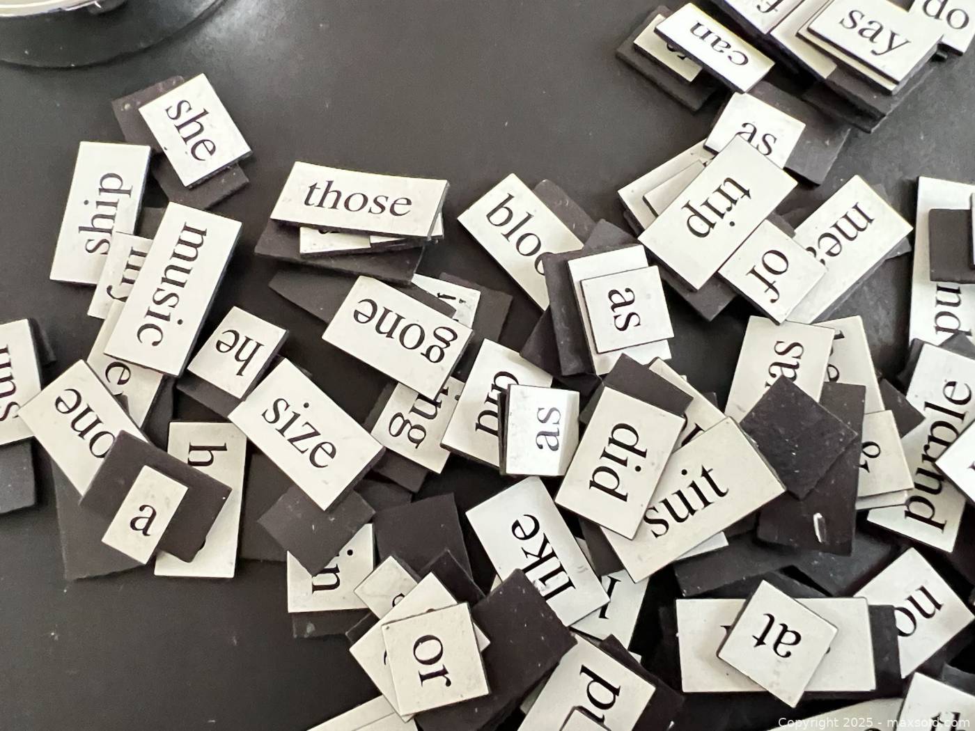 Magnetic Poetry word tile set with jar | Maxsold