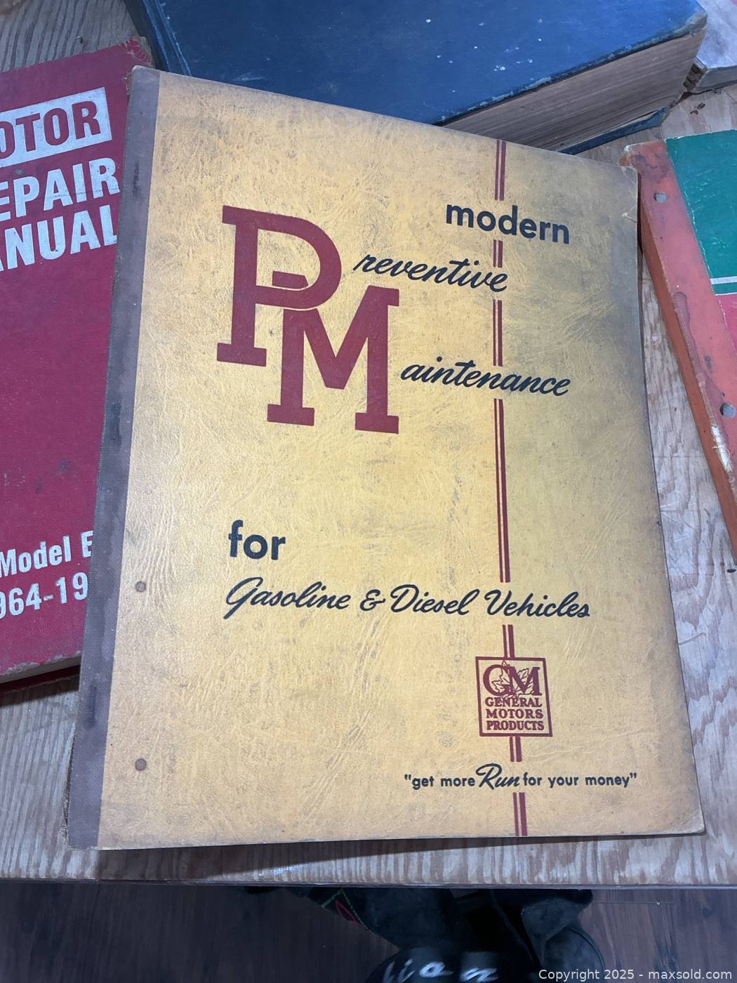 Vintage 1950s-60s Auto Repair Manuals | Maxsold