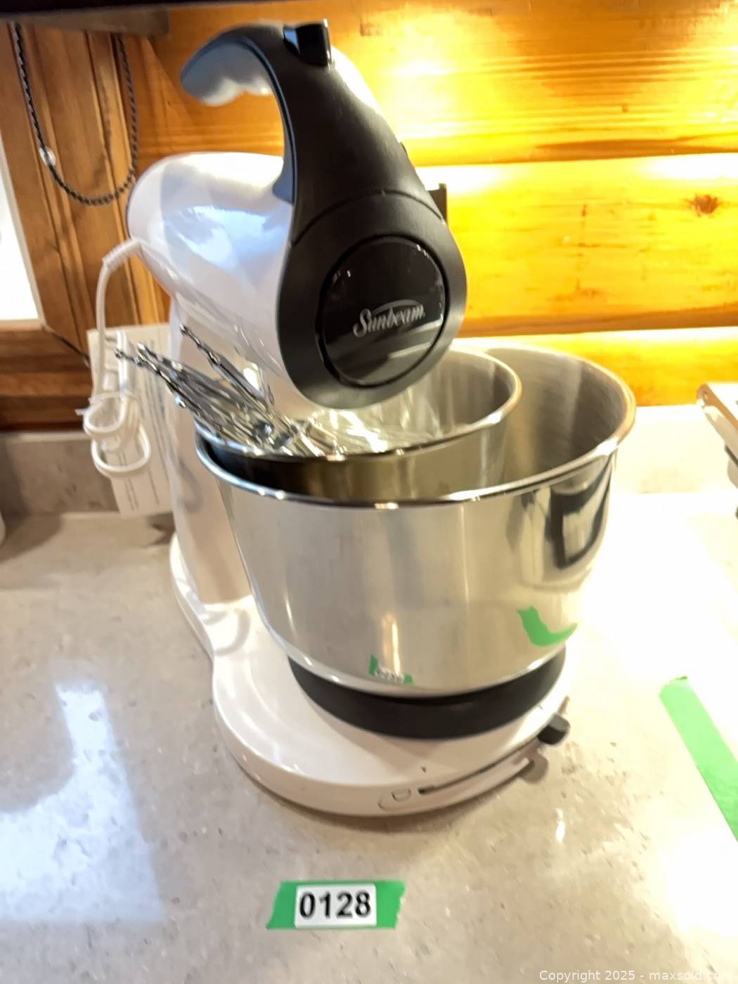 Sunbeam tilt-head stand mixer with accessories | Maxsold