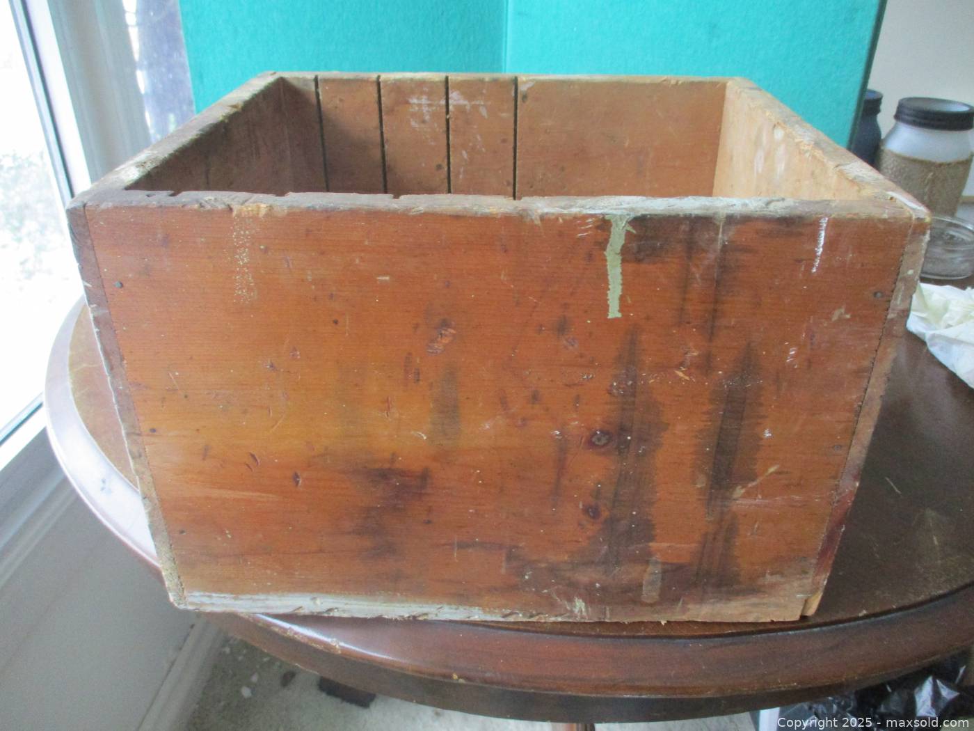 Vintage heavy duty wooden tool work box | Maxsold