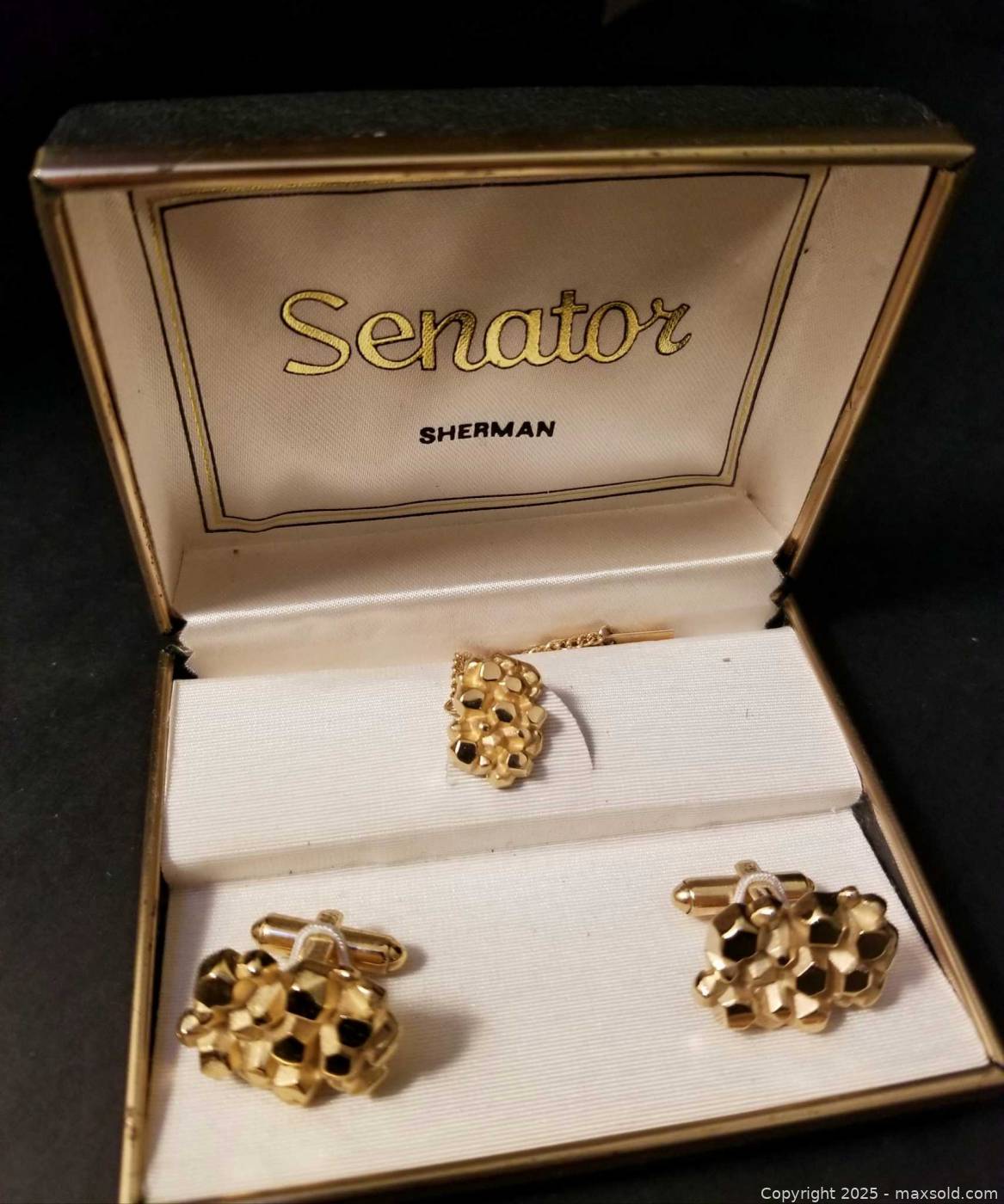 Sherman Senator gold-tone nugget cufflink & tie tack boxed set | Maxsold