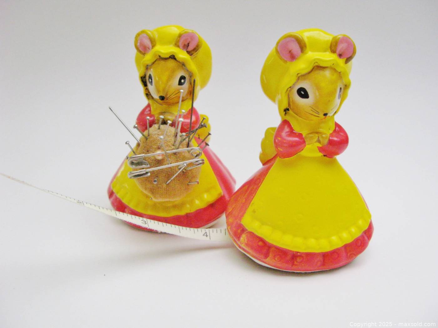 1960s Japan ceramic cat tape measure & two Lorrie Design mouse sewing ...