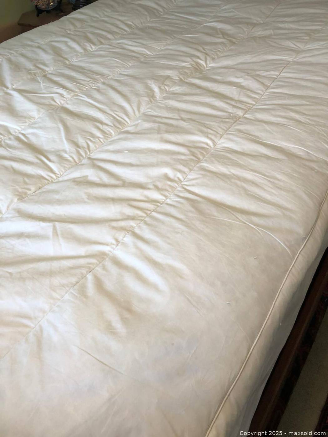 Queen size down and feather mattress topper | Maxsold