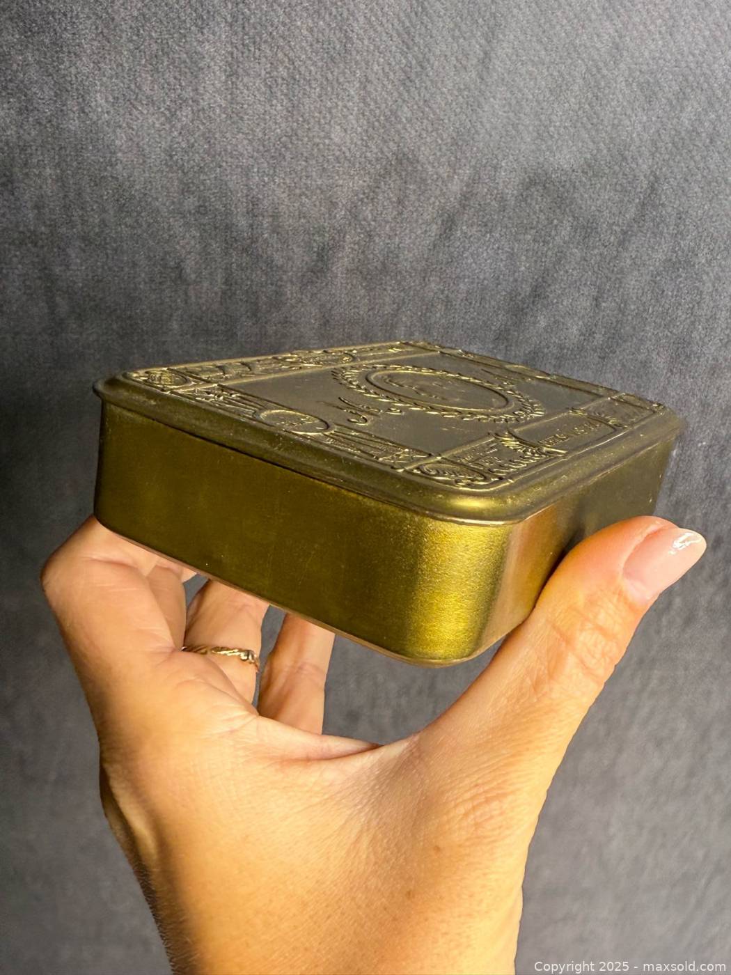 Antique Princess Mary brass Christmas tin | Maxsold