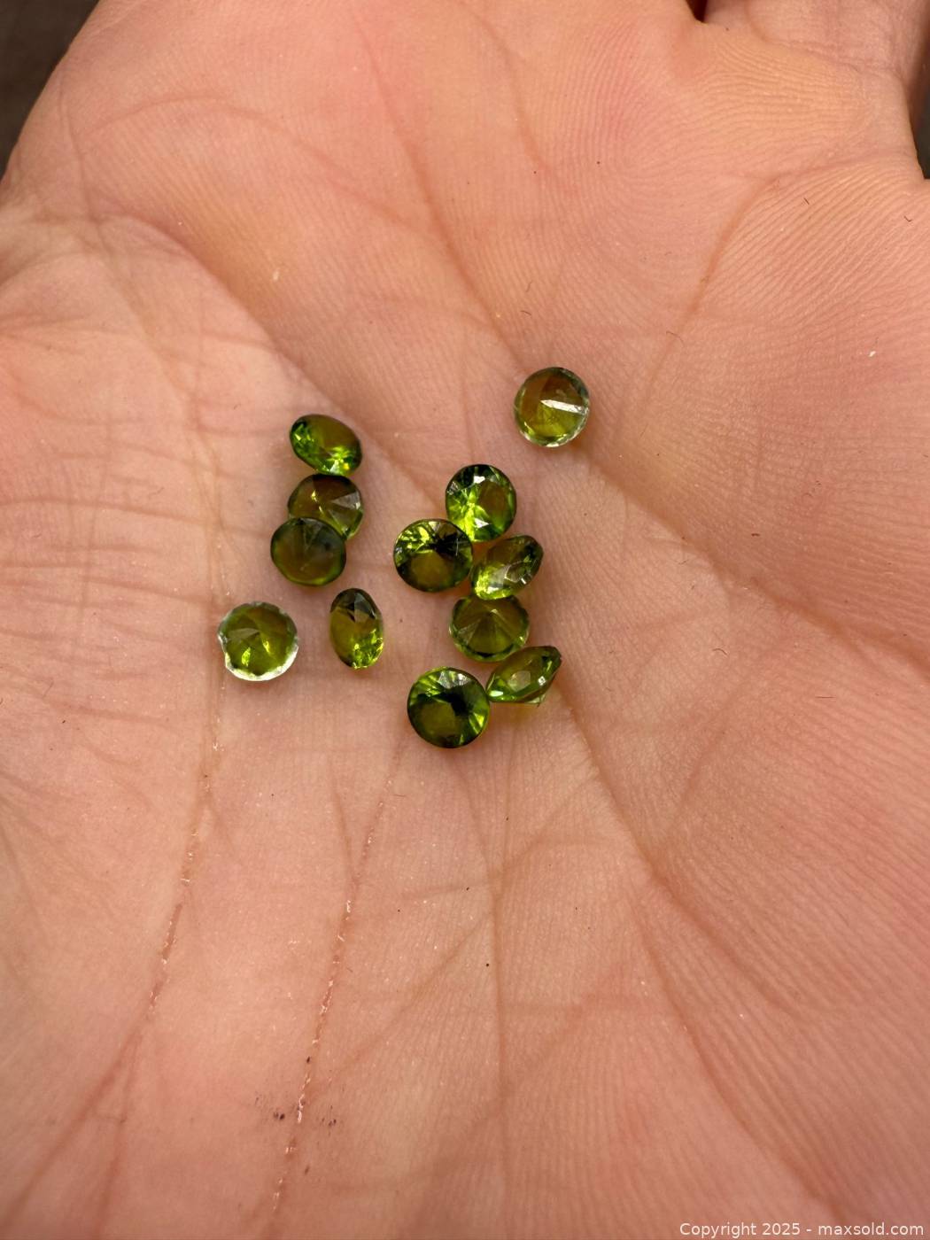 Natural Peridot Round Cut Gemstones 4ct | Maxsold